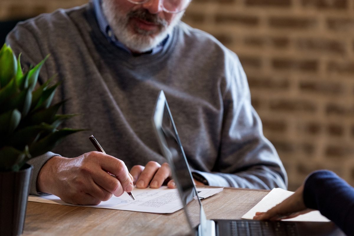 The Non-Waiver Agreement and the Obligation to Sign - Chambre de l ...